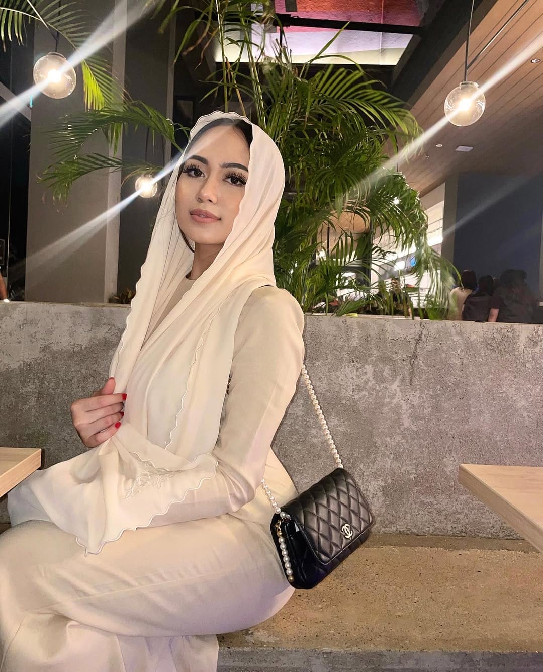 Kenali Rania Al Sadat, Isteri Kepada Sufian Suhaimi - EH!